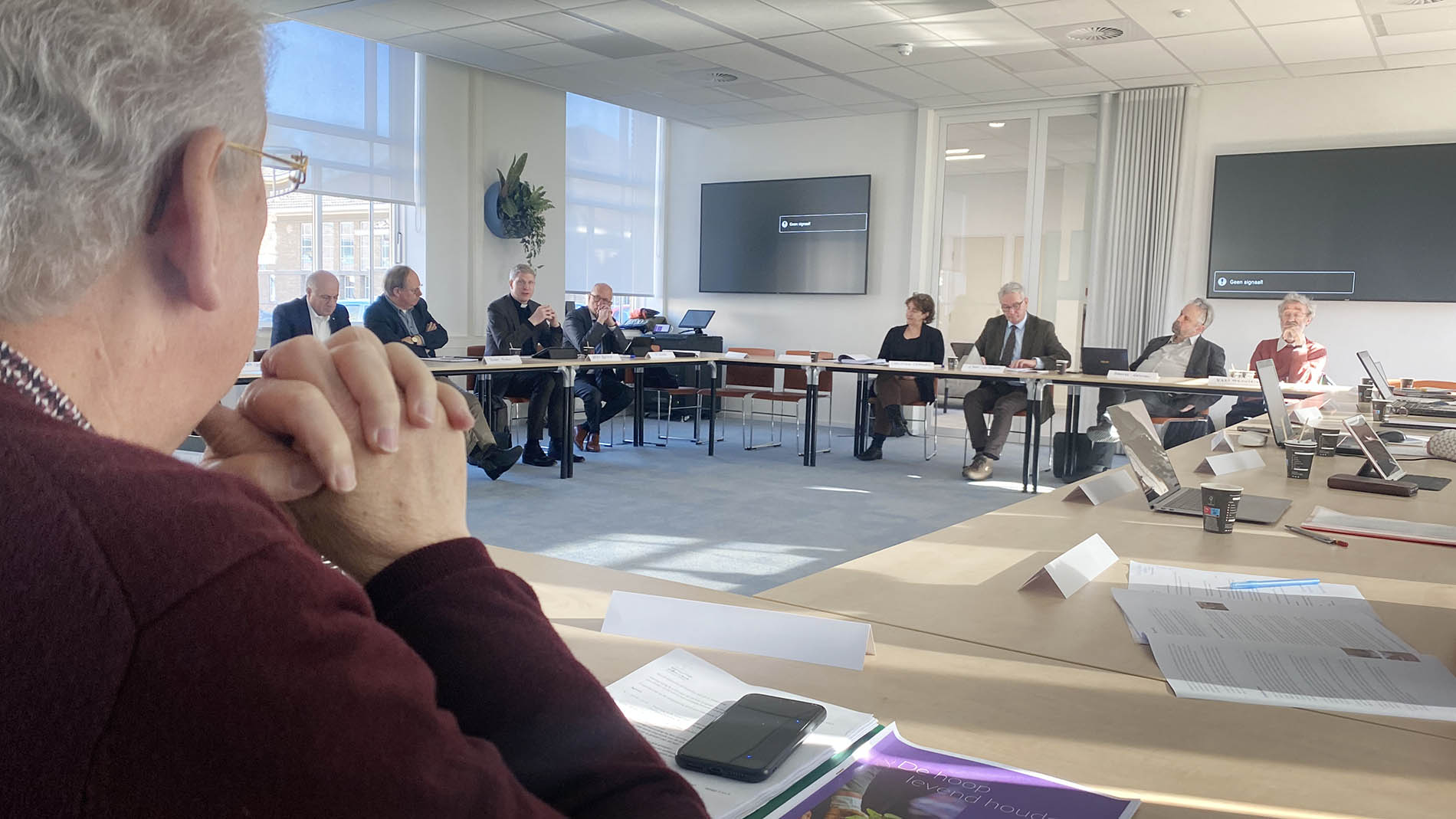 Plenaire raad neemt aanbevelingen bezoek Palestina/Israël over – Raad ...