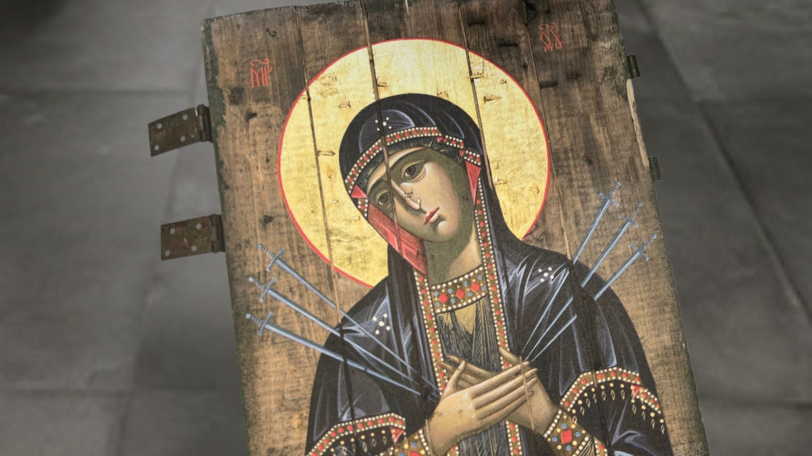 Tentoonstelling iconen op resten van munitiekisten – Raad van Kerken in ...